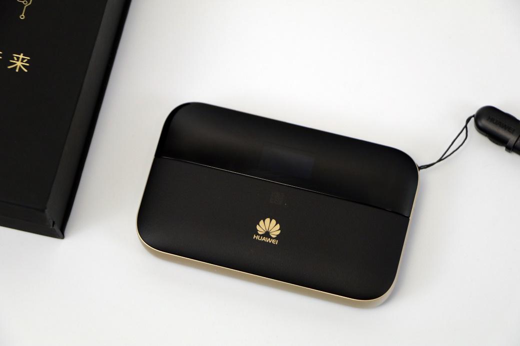 旅行出游必备 华为随行WiFi 2 Pro神了！ - 通信终端 — C114通信网