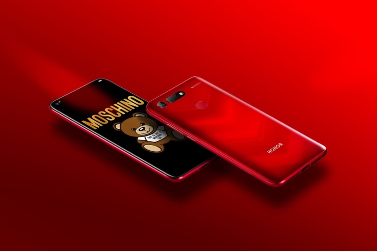 荣耀408宠粉节优惠逆天 荣耀V20全系限时优惠200元 6+128版本仅售2799元 - 通信终端 — C114通信网